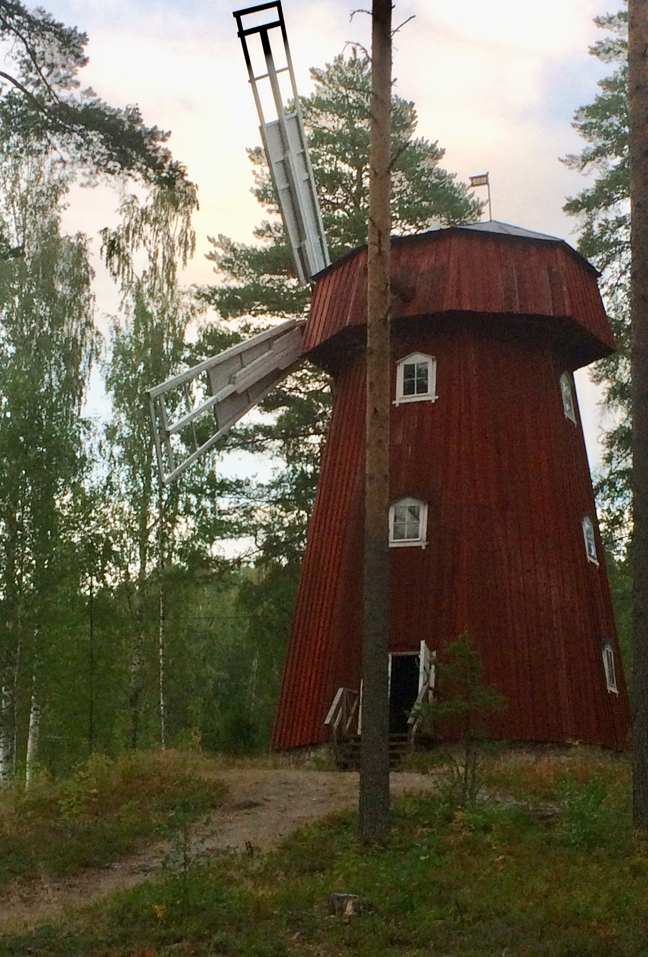 Nälän jälkeen – Pieni suuri piiri